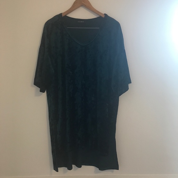 rae mode | Tops | Rae Mode Boutique Green Velvet Tunic Top M | Poshmark